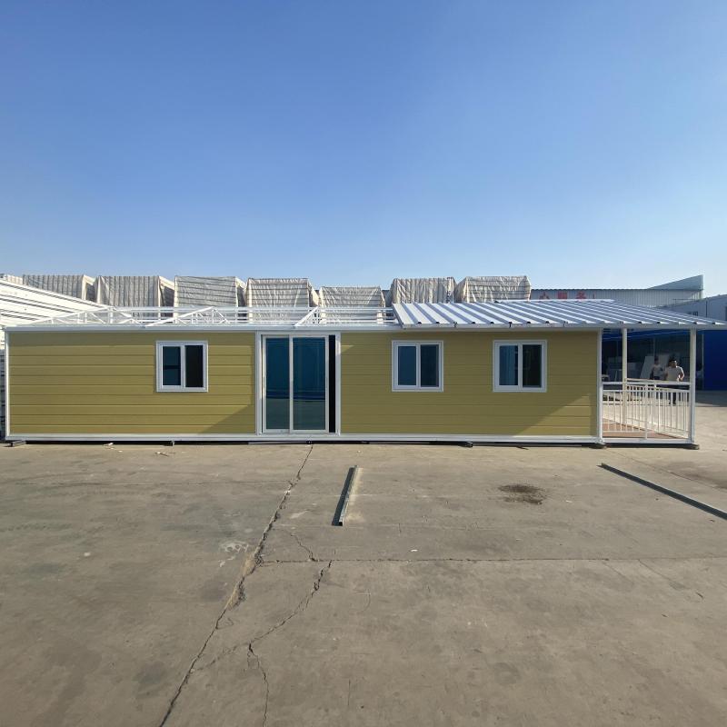 40FT expandable container house with triangulated roof